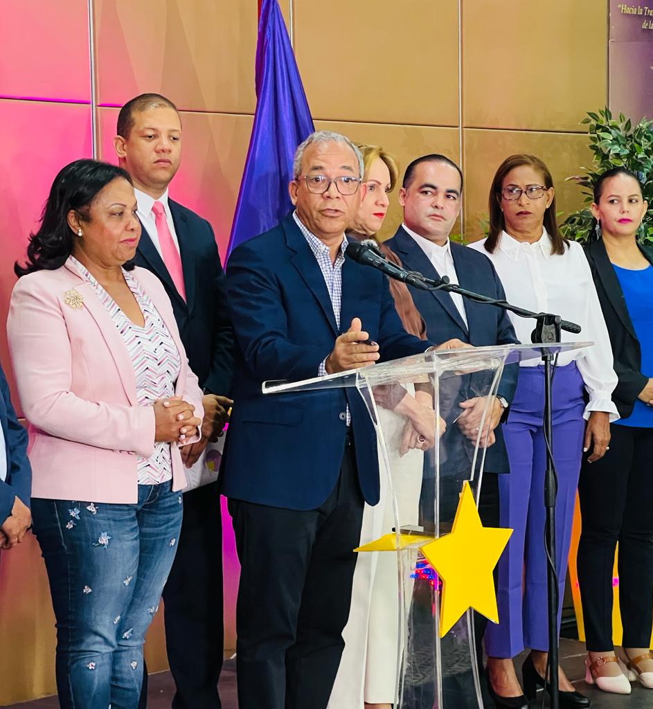 PLD resalta armonía y transparencia en inscripción de precandidatos (as ...